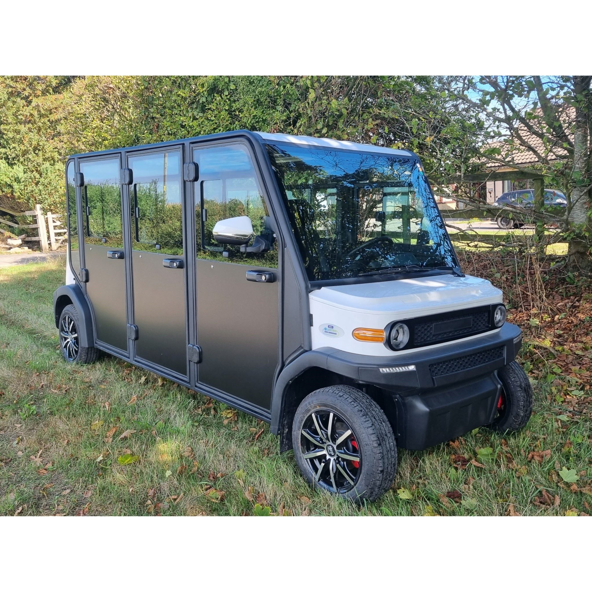 AMP 6-Seat Passenger Vehicle – South West Electric Vehicles